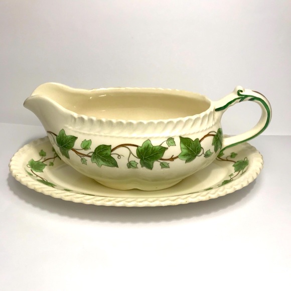 Harker Royal Gadroon | Dining | Vintage Gravy Boat With A Dish Royal ...